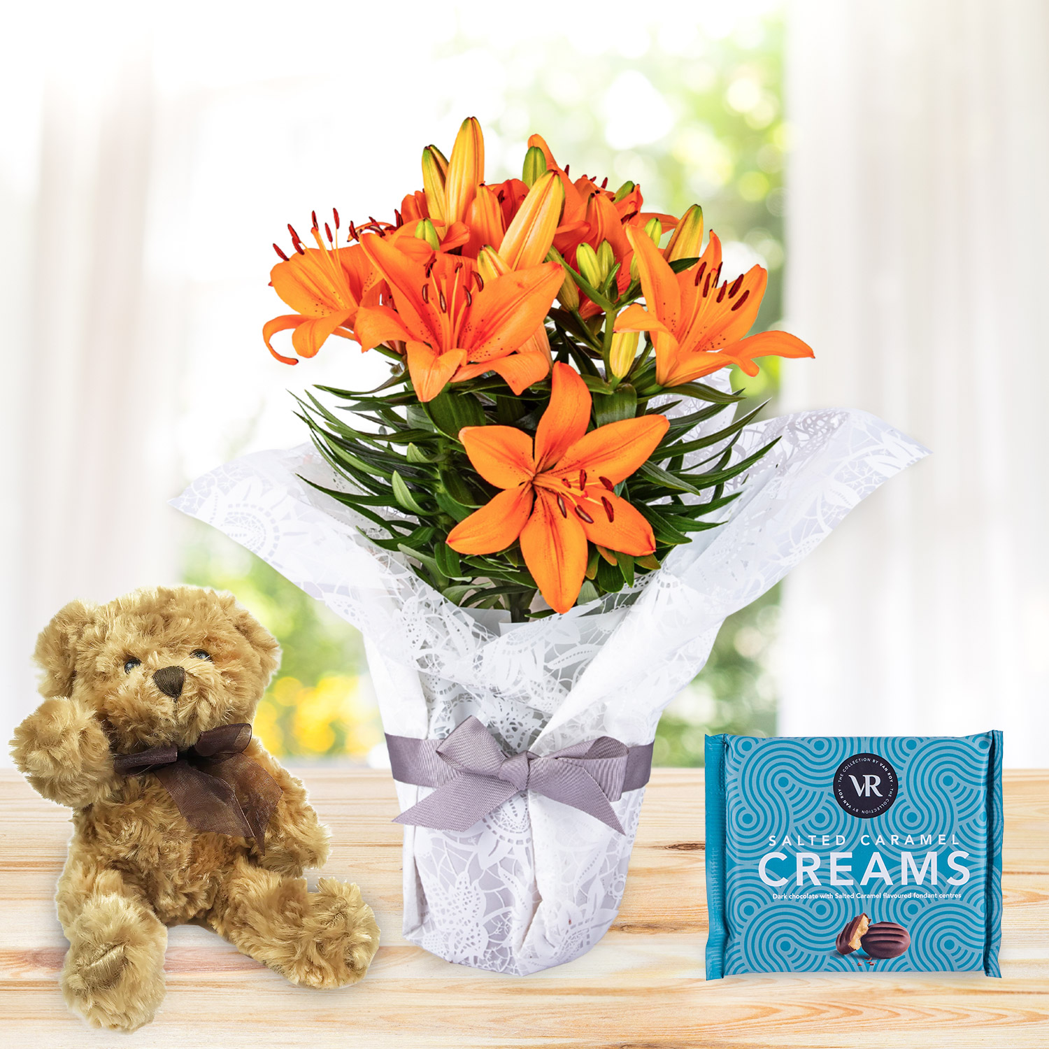 Mandarin Lily Plant Gift | B&M Flowers